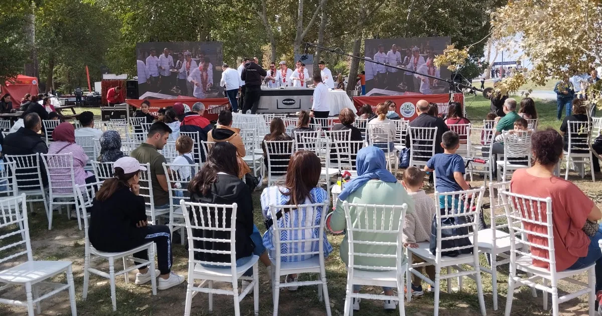Bu Yemeği “Edirne Beğendi” - Batı Ekspres